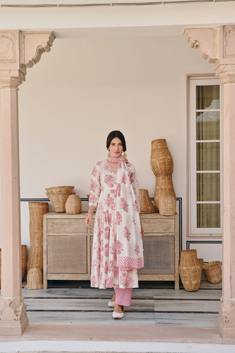 PINK FLORAL PRINTED ANARKALI SET – Karaj jaipur